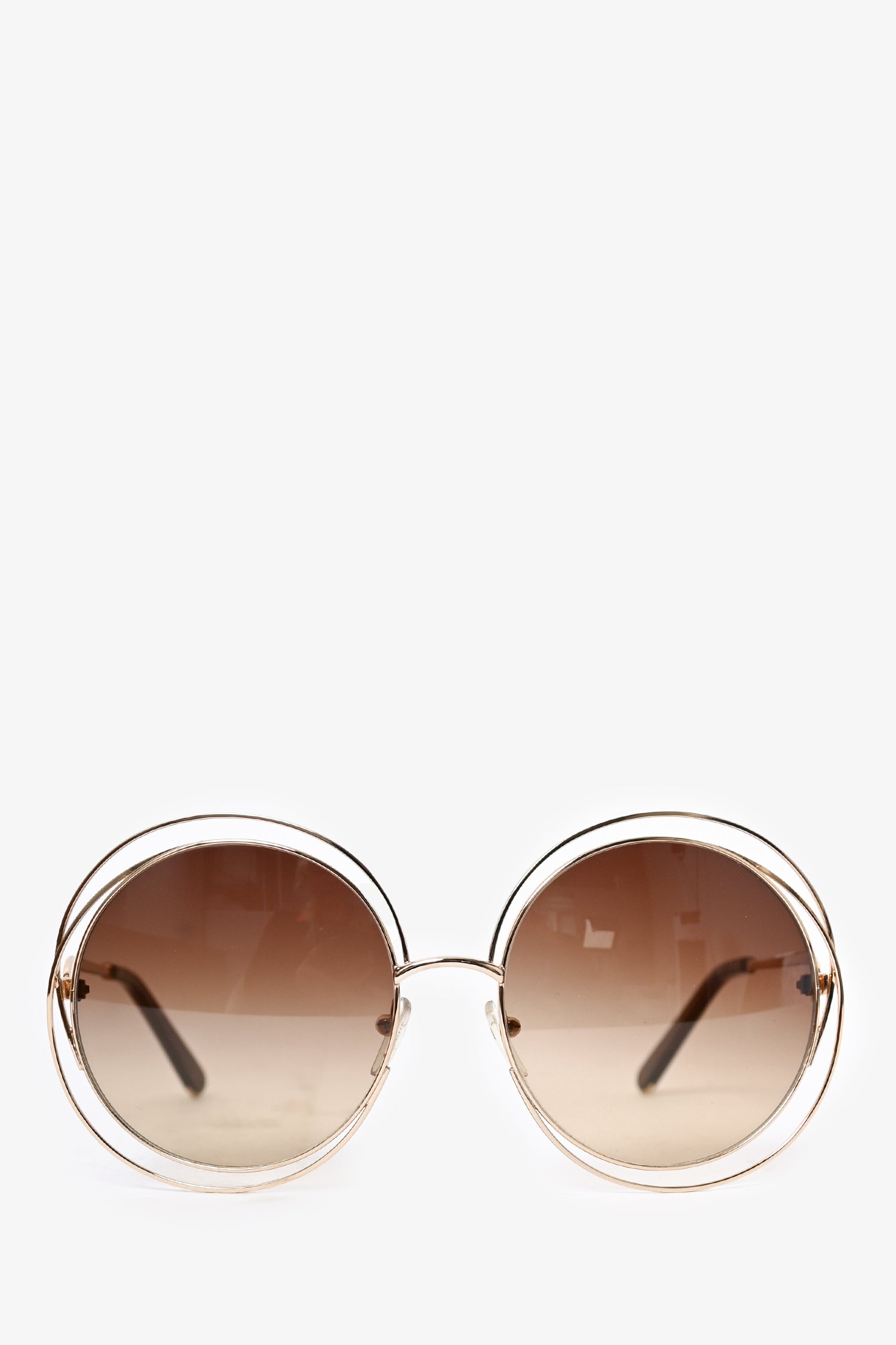 Chloe Gold Wire Frame Circle Sunglasses with Gradient Lens – Mine & Yours